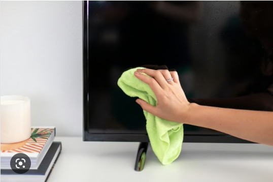 Clean your TV Screen & Remote Control | EZYHD
